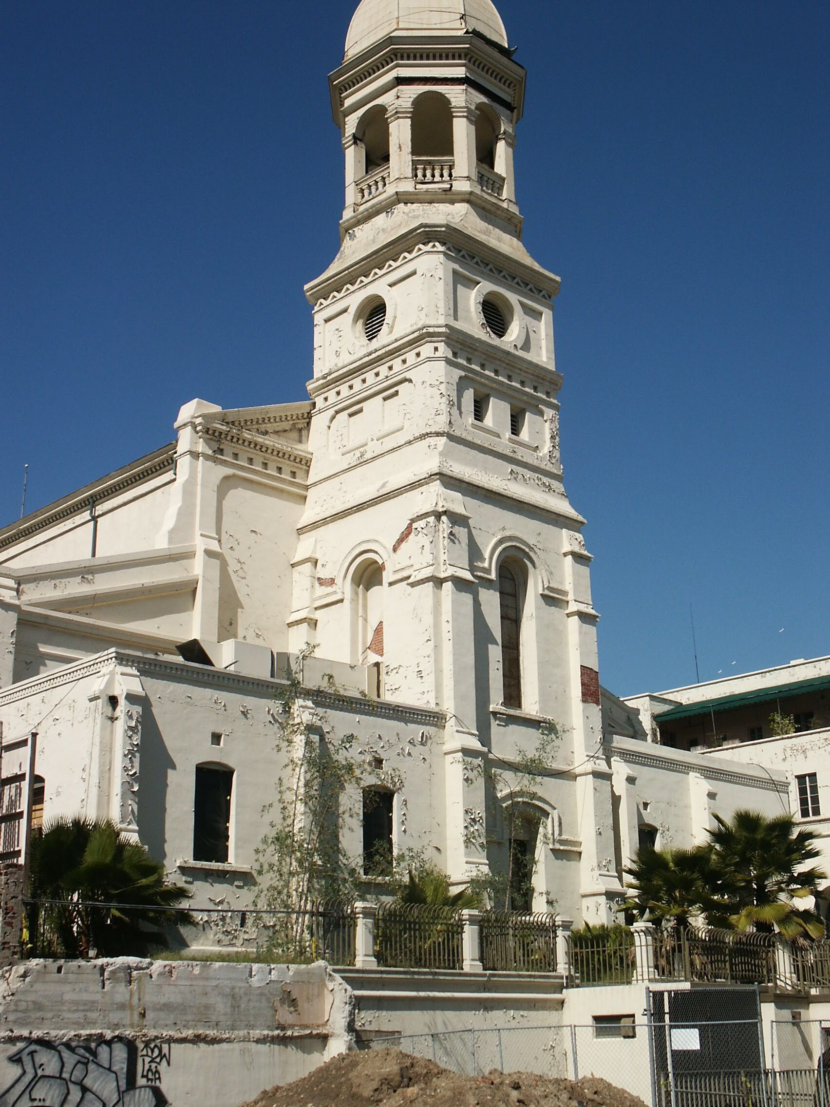 Earthquake Retrofitting of Limestone Cathedral -- Los Angeles, CA